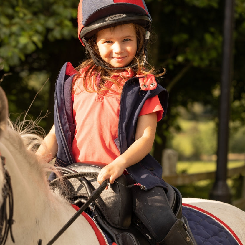 Criterion Versatile Horse Saddle for Children – Treeless, Safe & Adjustable